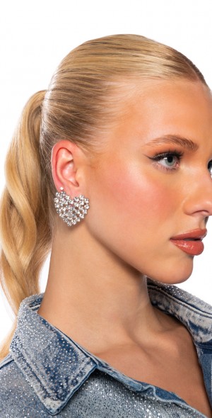 AKIRA - BLING HEART STUD