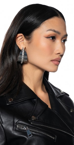 AKIRA - BLING IT OUT HOOP