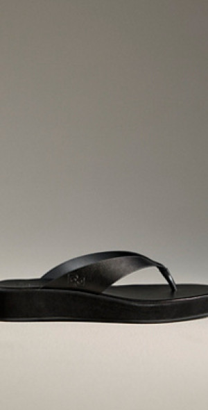 Reformation - Eden Platform Thong Sandals