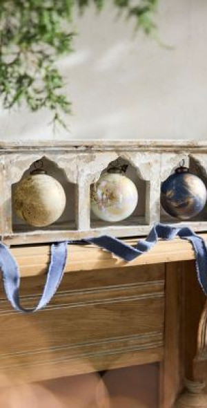 Terrain - Wooden Ornament Display Rack
