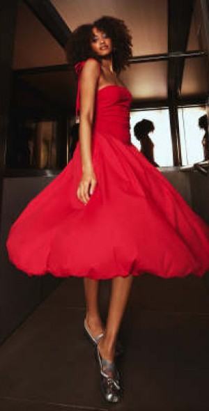 Amy Lynn - Alexa shoulder tie puffball midi dress in cherry red