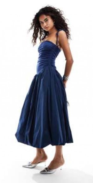 Amy Lynn - Alexa shoulder tie puffball midi dress in navy-Blue