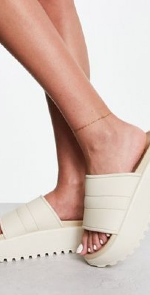 ASOS DESIGN - Flame three part slide in neutral