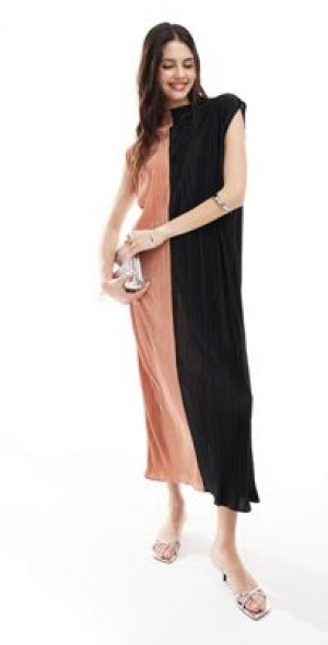 ASOS DESIGN - sleeveless colourblock plisse maxi dress in toffee and ...