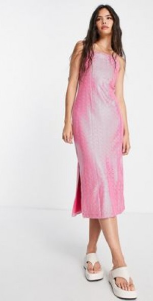 Monki - holographic midi dress in pink