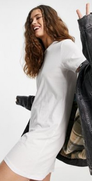ONLY - Only t-shirt dress in white