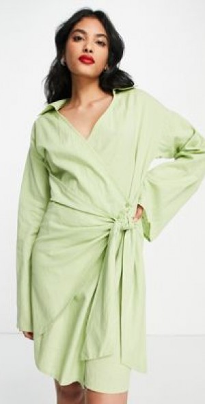 Pretty Lavish - collared wrap mini dress in green