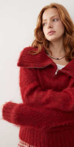 Reclaimed Vintage - collar sweater in red-No color