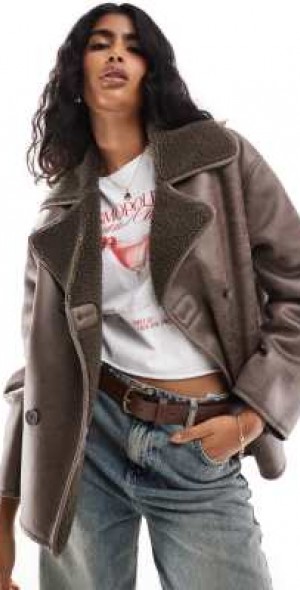 Stradivarius - faux leather aviator with borg lining in brown