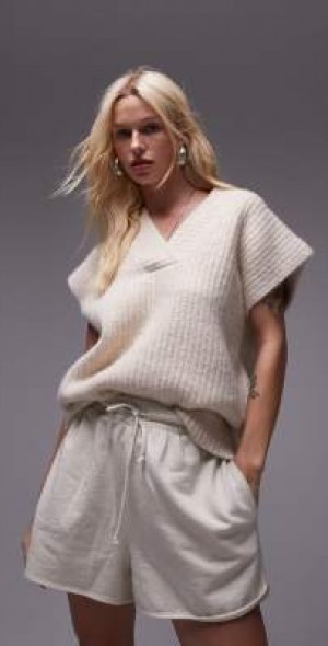Topshop - knit V-neck relaxed fluffy ribbed tank top in oat-Neutral