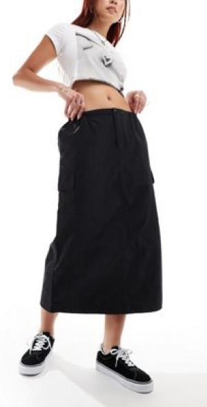 Vans - riley parachute cargo skirt in black