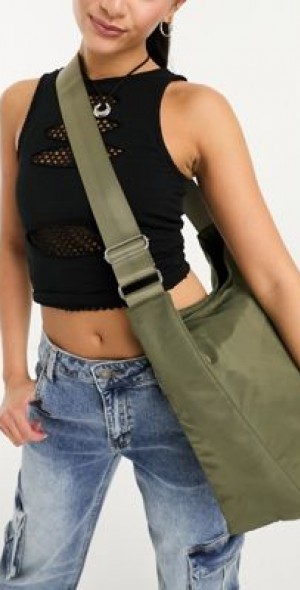Weekday - Carry oversized shoulder bag in khaki-Green