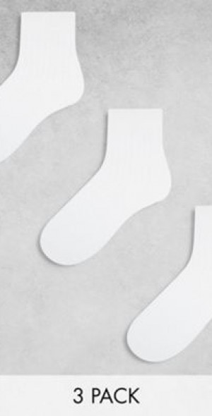 Weekday - Selma 3-pack ribbed socks in white