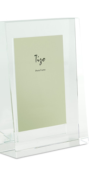 Tizo - Clear Crystal Glass Pyramid Shape Frame, 4 x 6