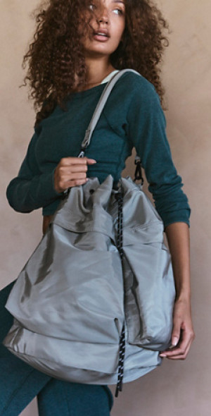 FP Movement - Ego Boost Mega Bucket Bag