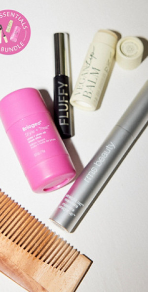 Free People - Sleek Essentials Beauty Bundle