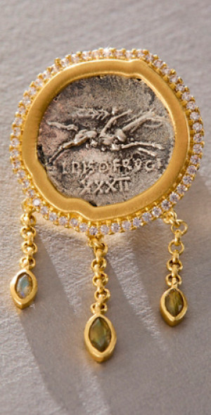 Free People - Tat2 Aras Brooch