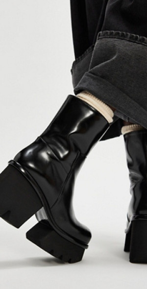 Paloma Barcelo - Next Level Platform Boots