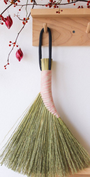 Sunhouse Craft - Dual Tone Recycled Broom