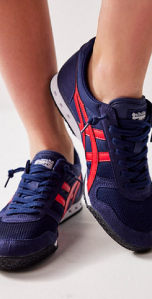 Vagabond Shoemakers - Onitsuka Tiger Traxy Trainers