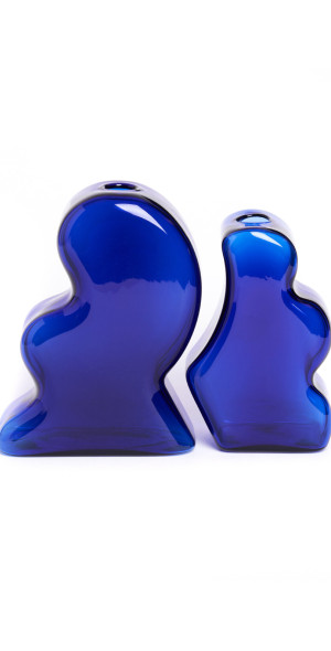 Manu Nanu - - Interlocking Vase; Cobalt Blue - Blue