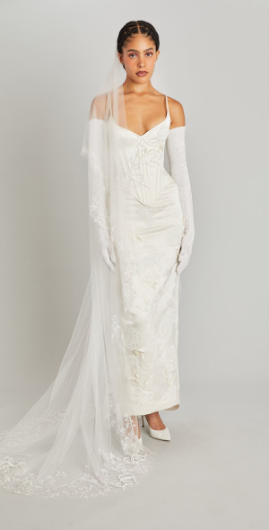 Wiederhoeft - - Carnation Embellished Veil - Off-White - OS