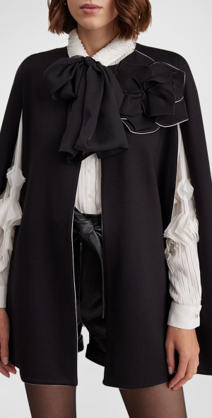 Anne Fontaine - Manolo Contrast-Trim Flower-Embellished Cape