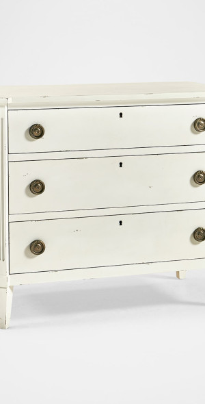 Jonathan Charles - Timeless Aeon Swedish 3-Drawer Chest