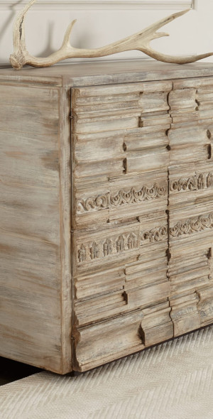 Peninsula Home Collection - Harrelson Cabinet