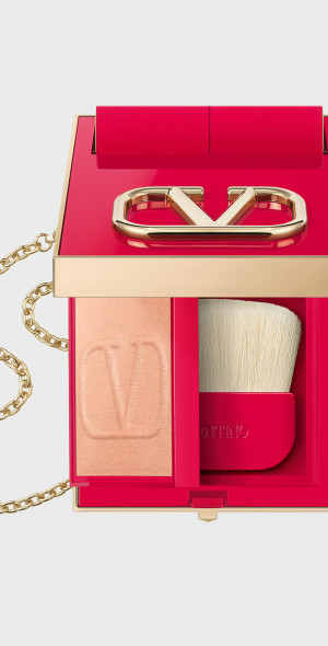 Valentino - VLTN Go-Clutch Bag with Refillable Finishing Powder