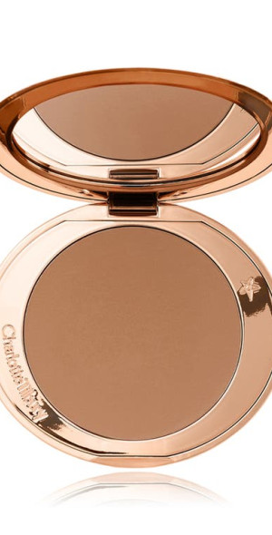 Charlotte Tilbury - Bronzing Powder in 2 Medium Refillable at Nordstrom