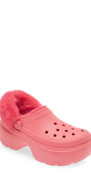 CROCS - Stomp Faux Fur Platform Clog in Hyper Pink at Nordstrom