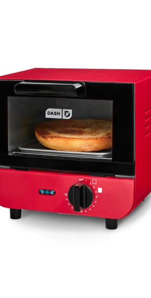 Dash - Mini Toaster Oven in Red at Nordstrom