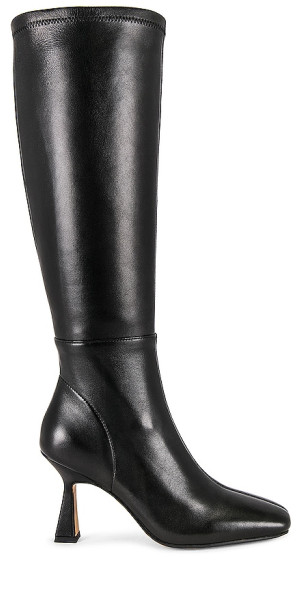 Alias Mae - Beth Boot