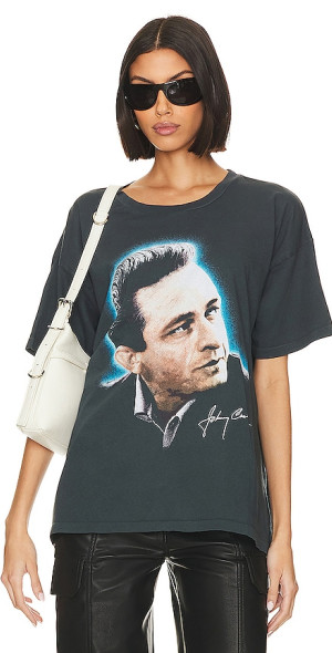 DAYDREAMER - Johnny Portrait Merch Tee