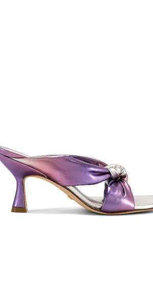 Stuart Weitzman - Playa 75 Knot Sandal