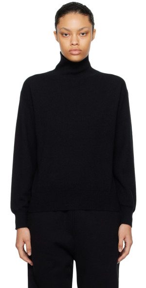 AURALEE - Black Rib Turtleneck