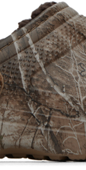 Crocs - Brown Realtree Edition Classic Lined Clogs