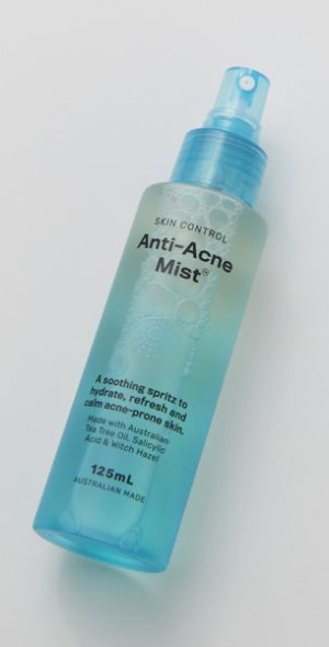 Skin Control - Anti-Acne Mist in Assorted at Urban Outfitters