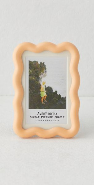 Urban Outfitters - Avery INSTAX Single Picture Frame in Peach at
