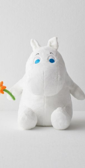 Urban Outfitters - Moomin Moomintroll 14-Inch Plushie in White at